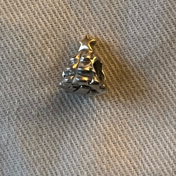 Pandora | Jewelry | Pandora Sterling Silver 4k Gold Christmas Tree ...